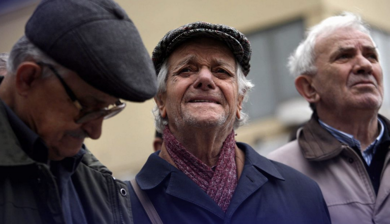 Megkezdődött a parlamenti vita a 14. havi nyugdíj bevezetéséről - Budapest